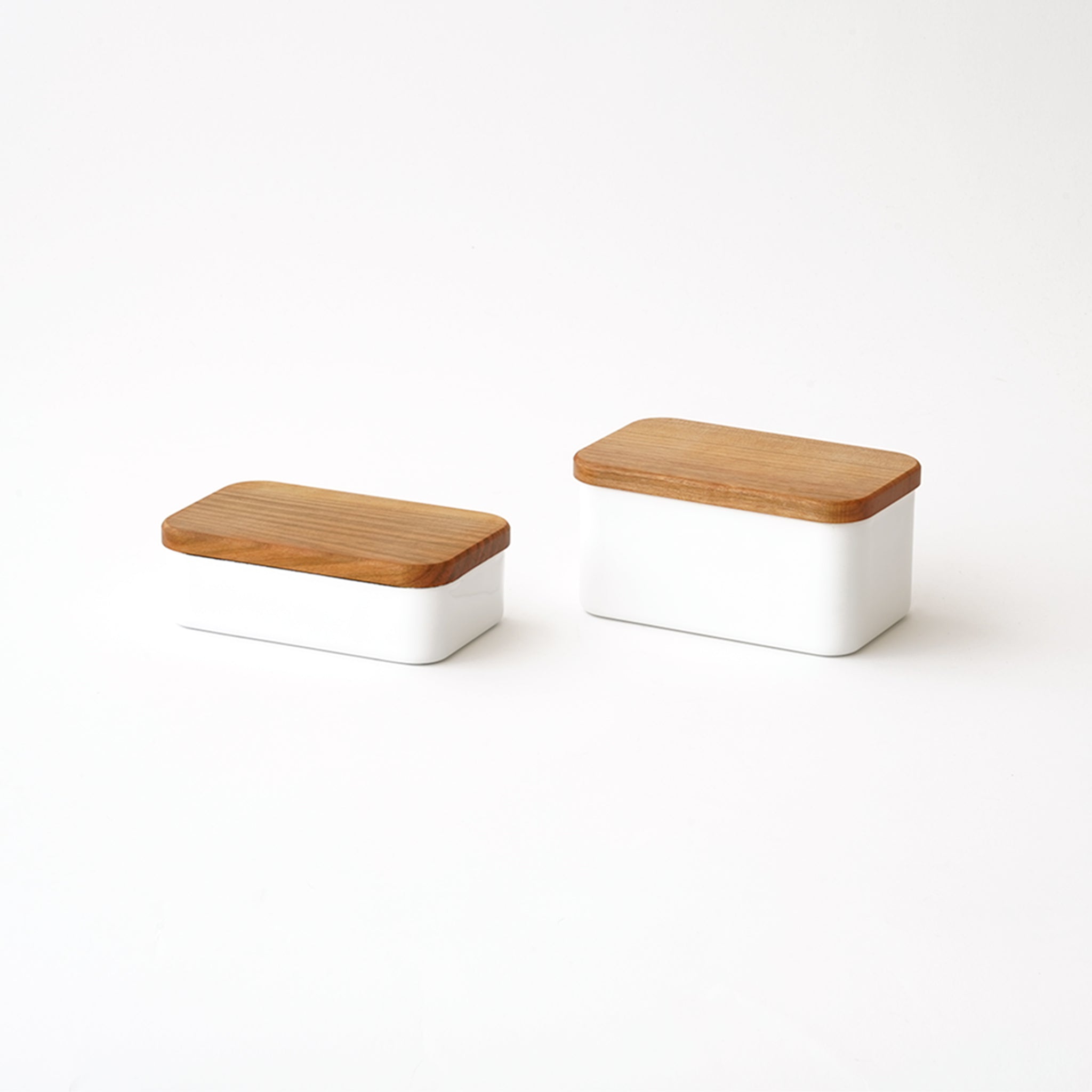 NODA HORO / ENAMEL BUTTER CASE WITH WOODEN LIDS – the hub