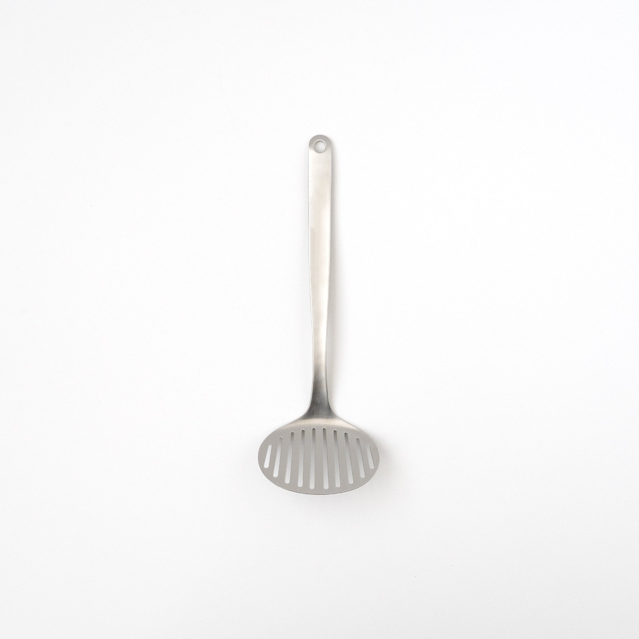SORI YANAGI / STAINLESS STEEL TURNER – the hub